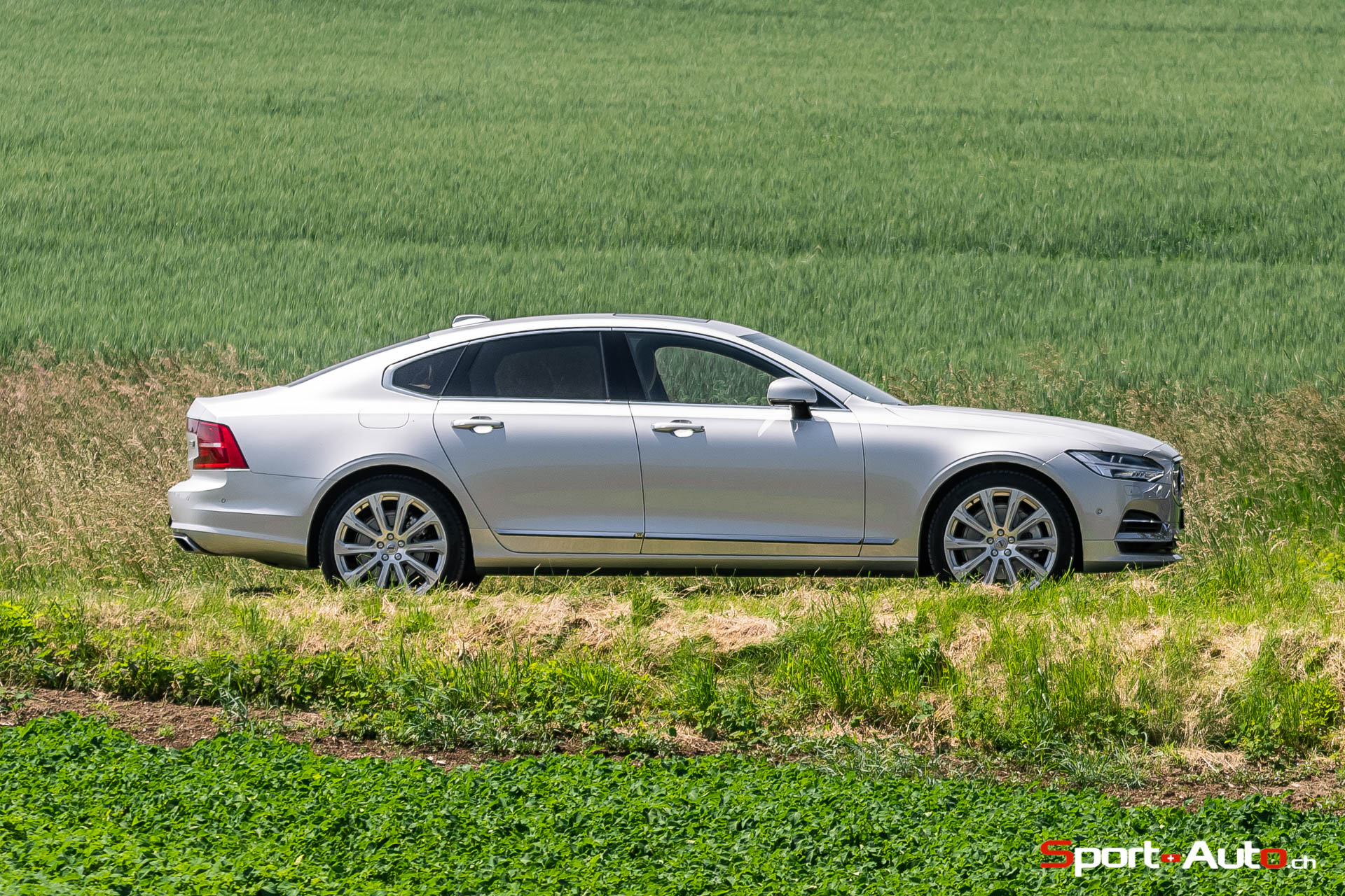 ESSAI VOLVO S90 T8 TWIN ENGINE - Sport-Auto.ch