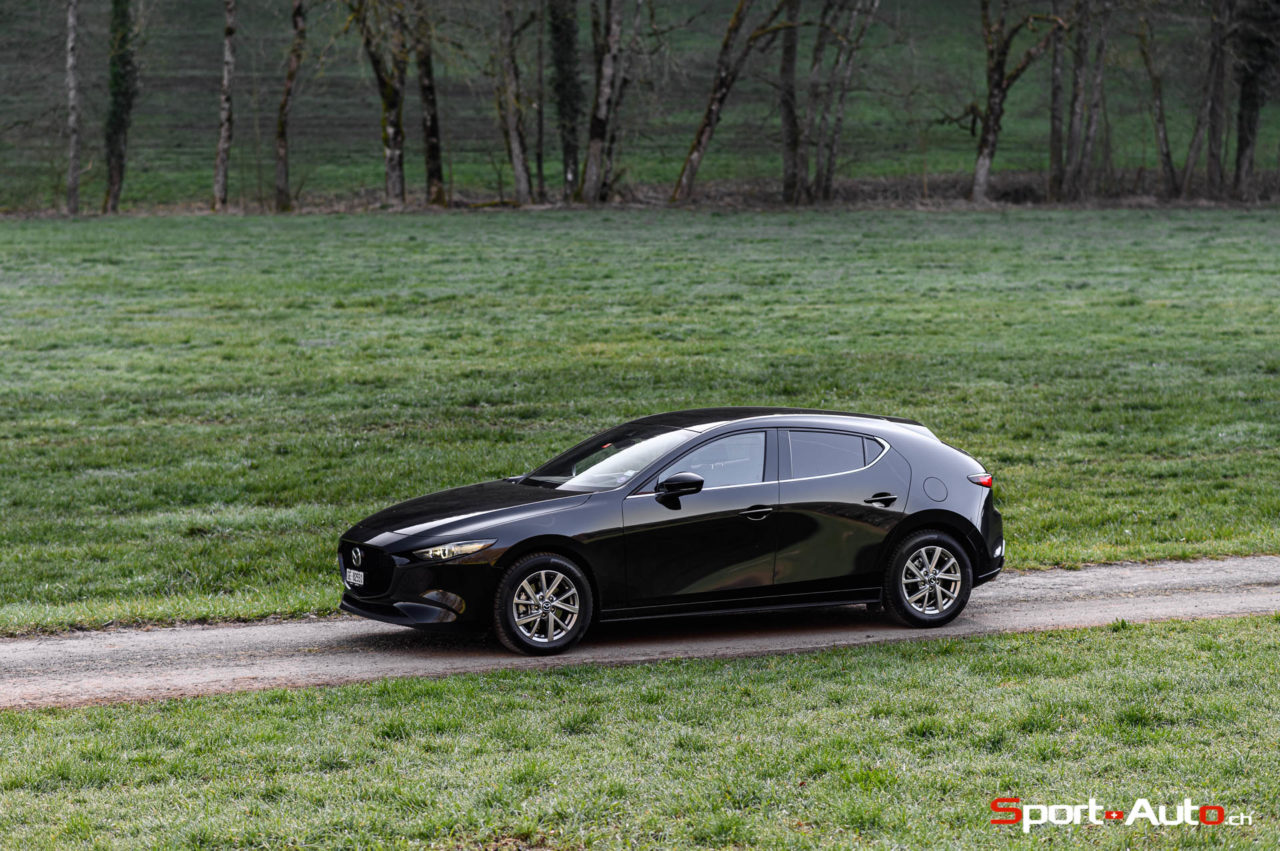 ESSAI MAZDA 3 SKYACTIV-X 180 AWD - Sport-Auto.ch
