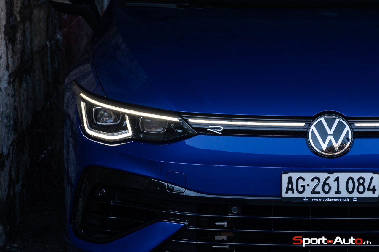 ESSAI VW GOLF 8 R - Sport-Auto.ch