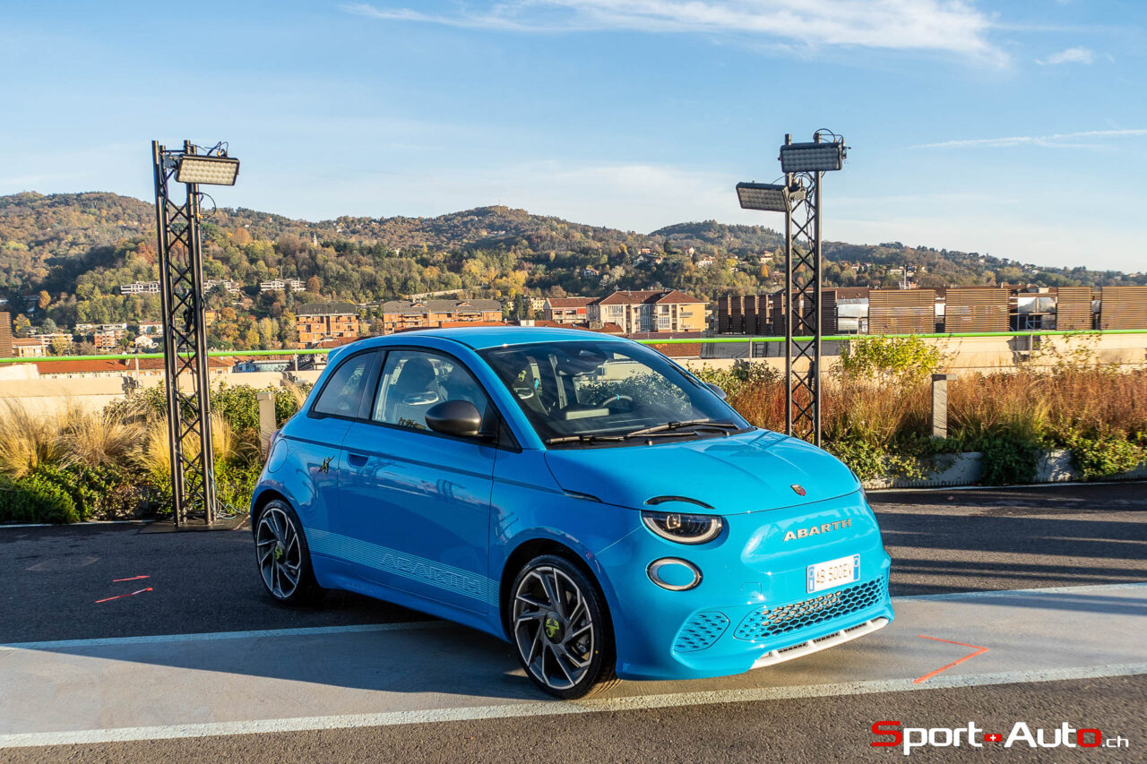 DÉCOUVERTE - LA NOUVELLE ABARTH 500e - Sport-Auto.ch