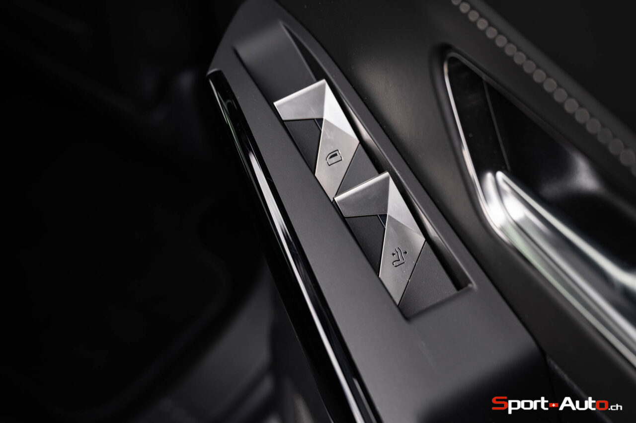 ESSAI DS 7 E-TENSE 4x4 360 - Sport-Auto.ch