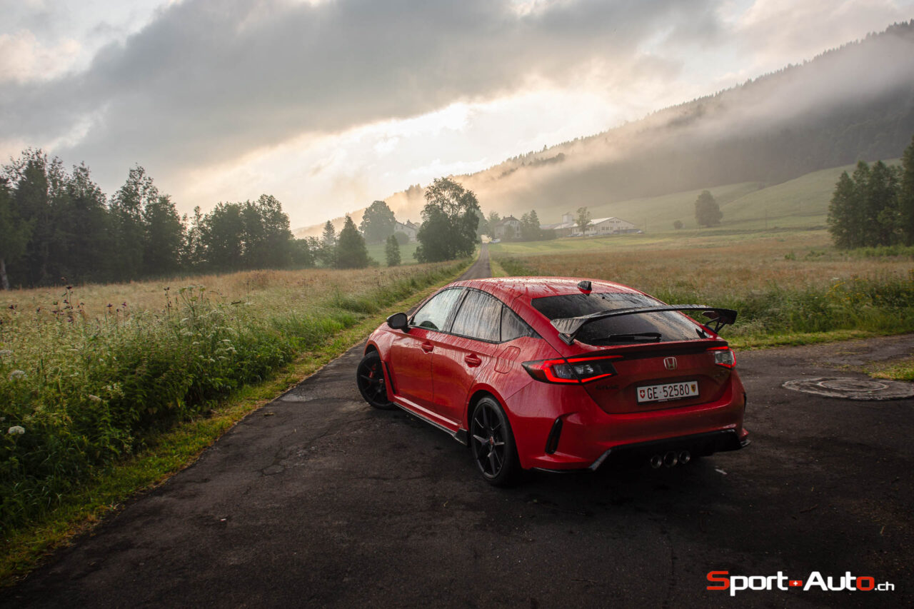 ESSAI HONDA CIVIC TYPE R FL5 - Sport-Auto.ch