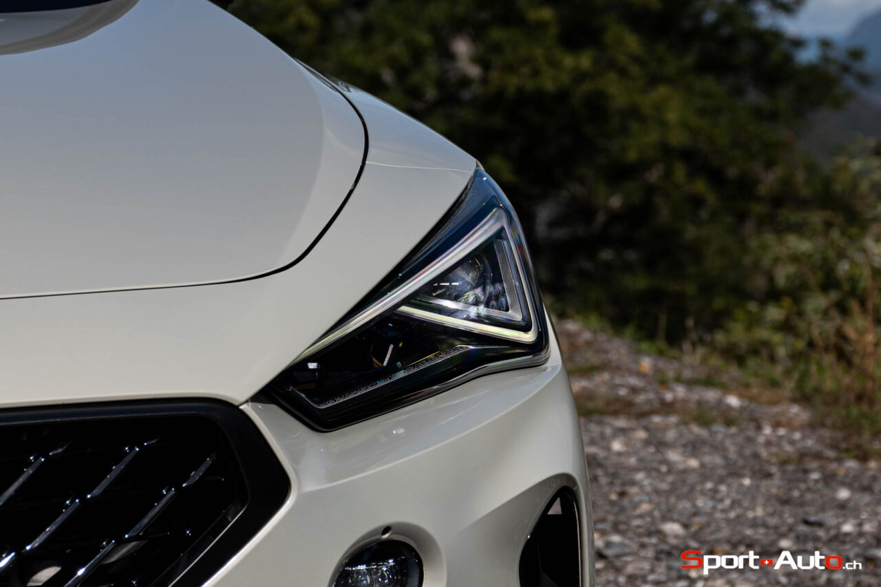 ESSAI CUPRA FORMENTOR VZ5 TAIGA GREY - Sport-Auto.ch